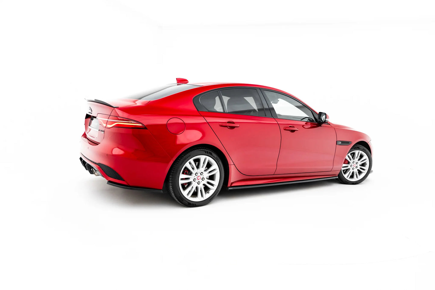 Set of Splitters Jaguar XE R-Dynamic X760 Facelift – Maxton Design