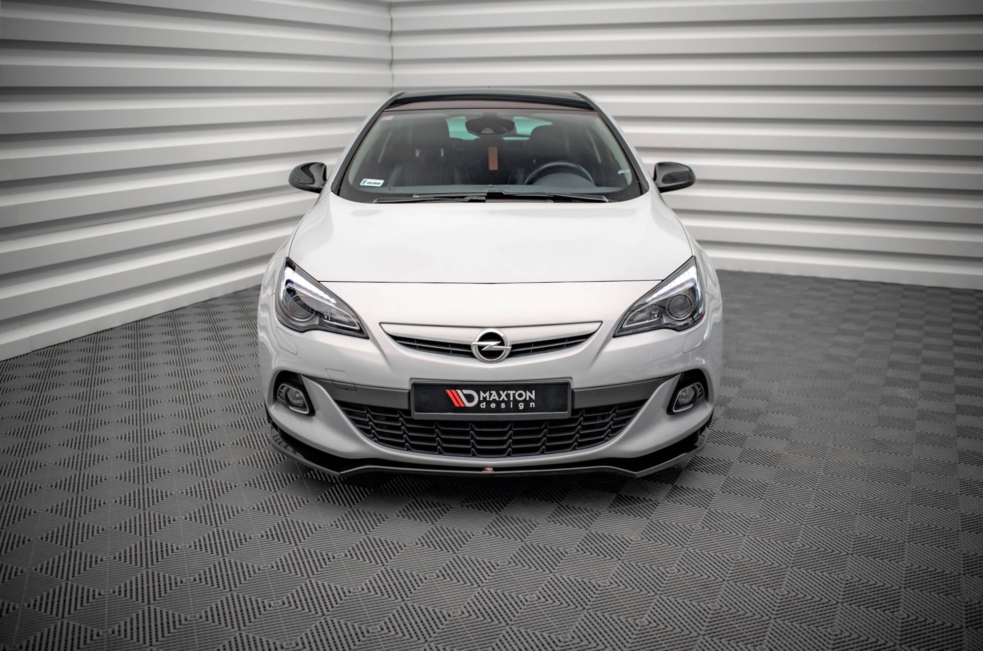 Front Splitter V.2 Opel Astra GTC OPC-Line J – Maxton Design