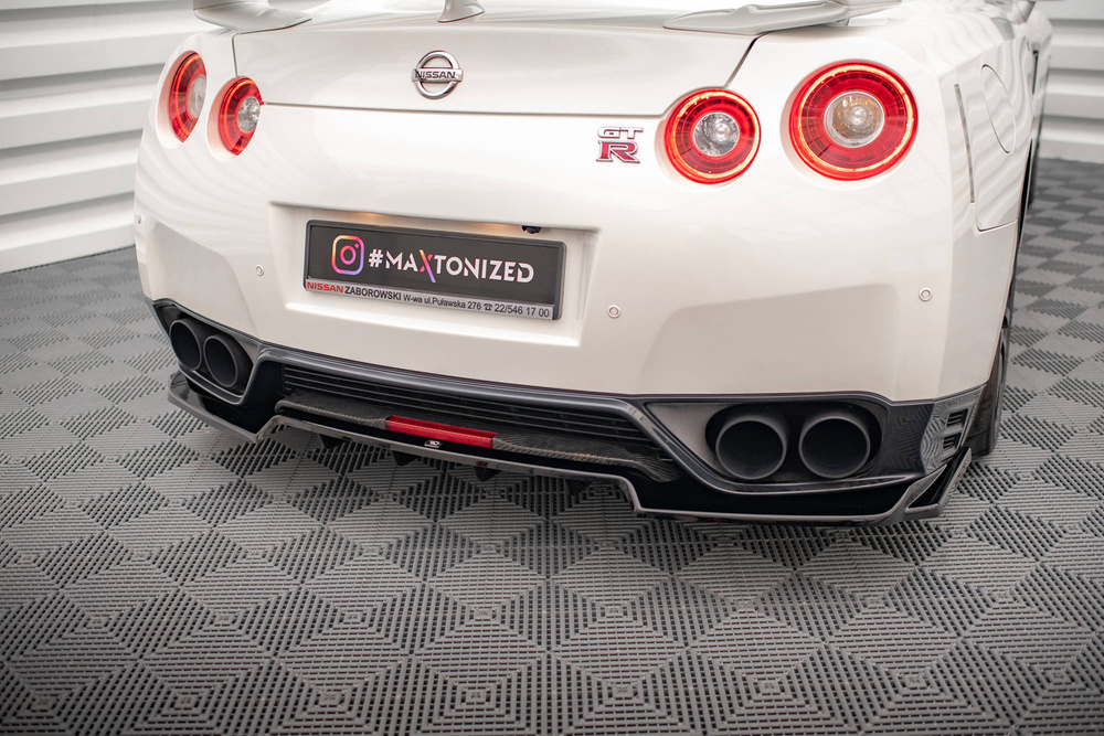 Rear Splitter (with vertical bars) Nissan GTR R35 Facelift Gloss Black ...