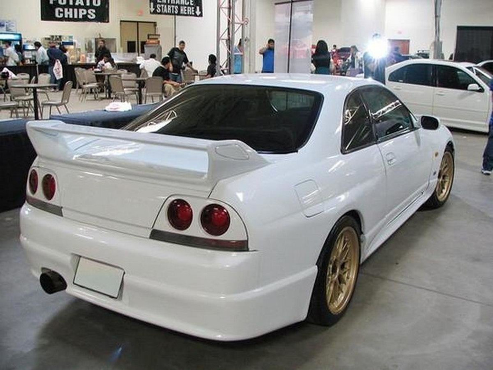 Skyline R33 | Nissan | Our Offer