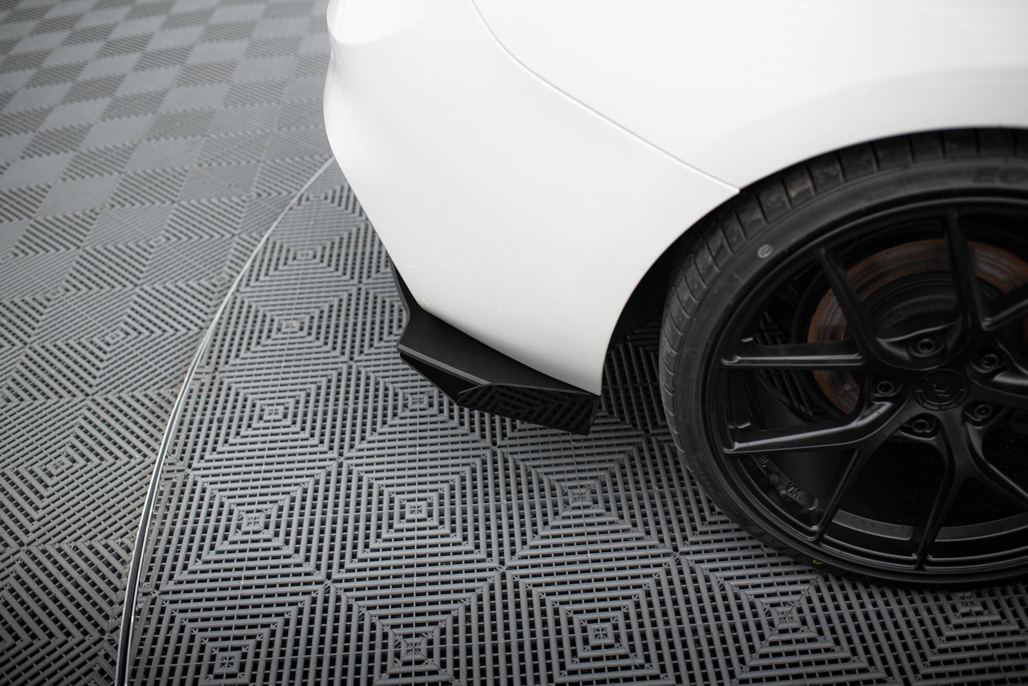 Racing Durability Rear Side Splitters V.2 + Flaps for BMW 1 F20 M140i ...