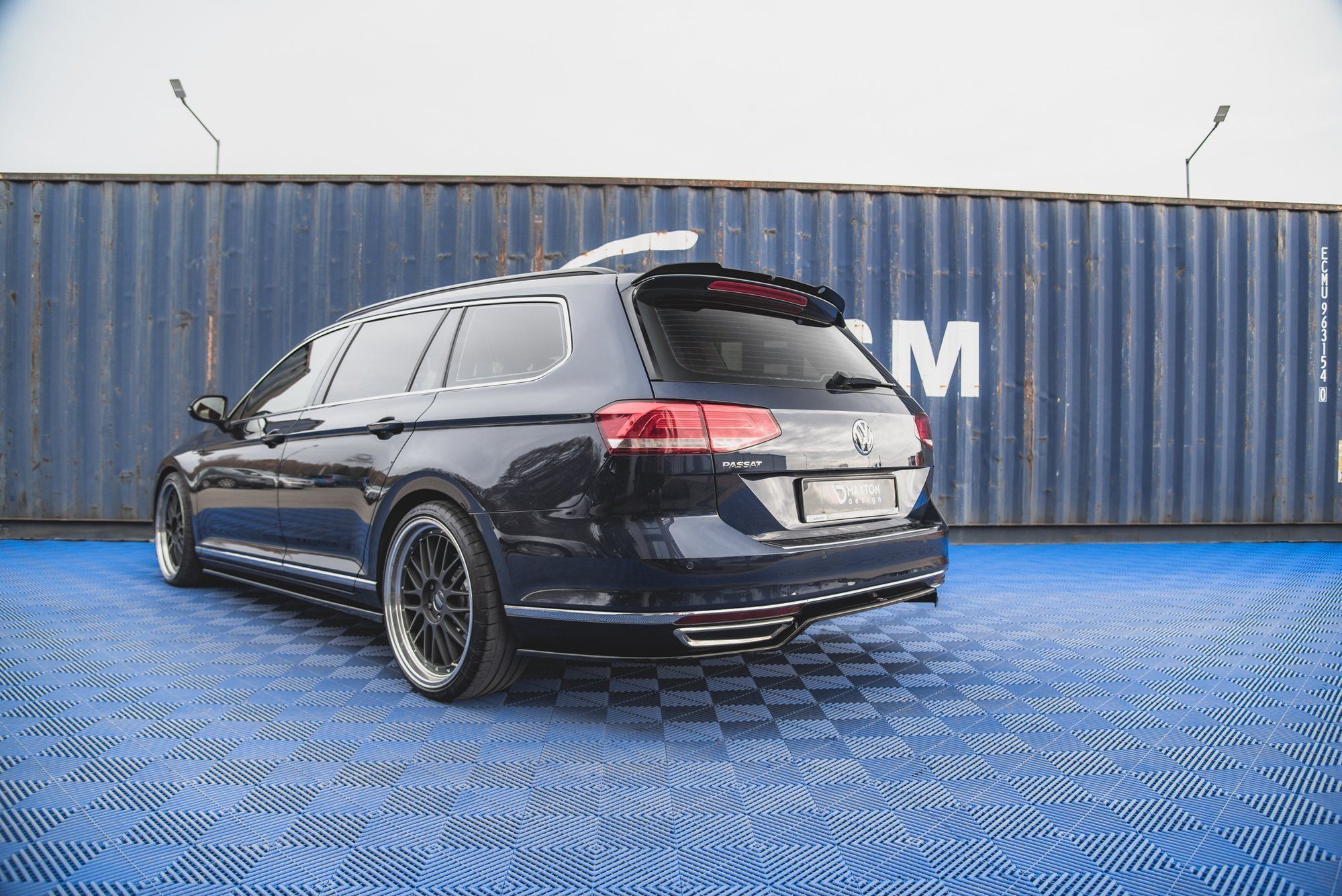 Rear Splitter Volkswagen Passat B8 Gloss Black | Our Offer \ Volkswagen ...