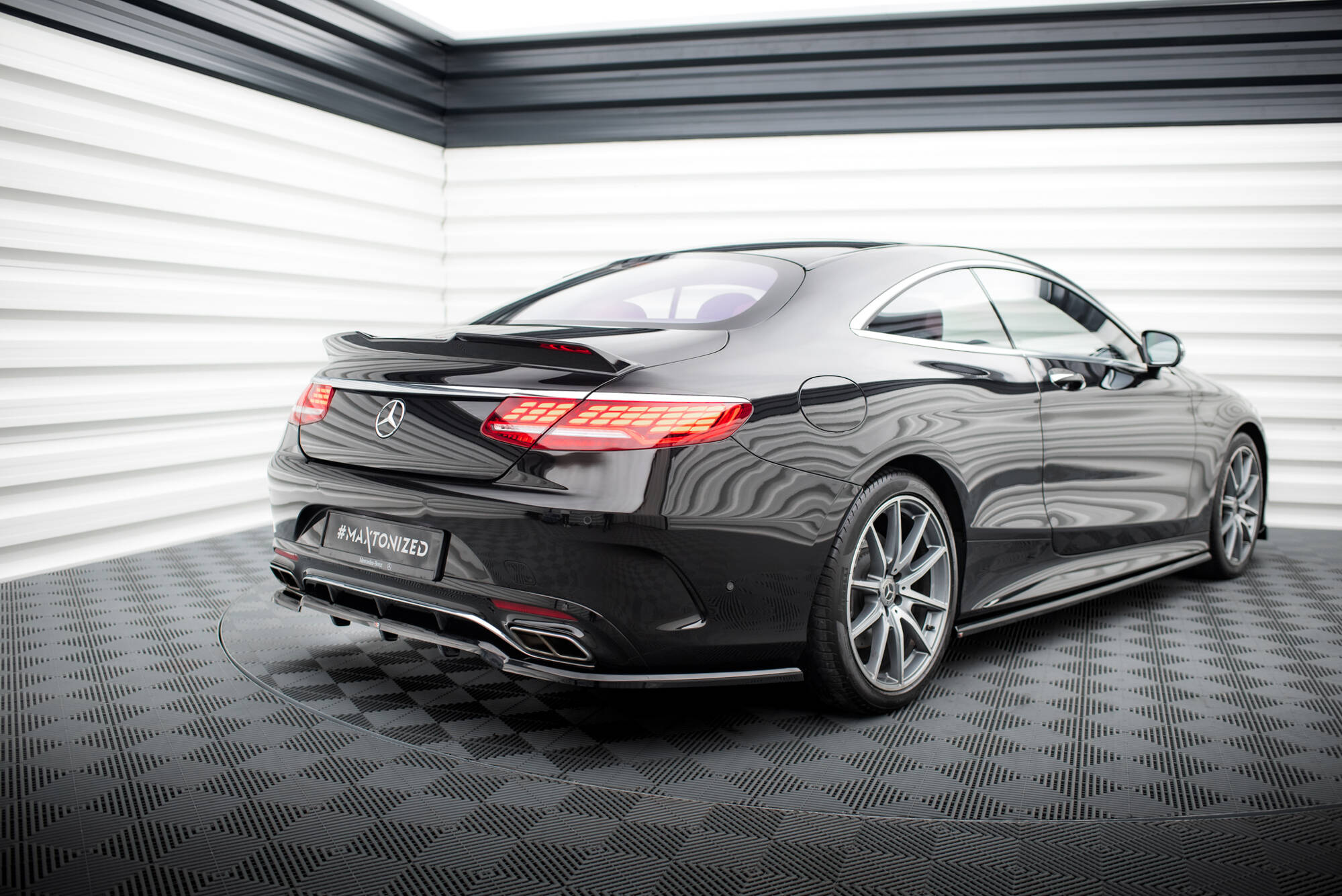 Rear Splitter (with vertical bars) Mercedes-Benz S Coupe AMG-Line C217 ...